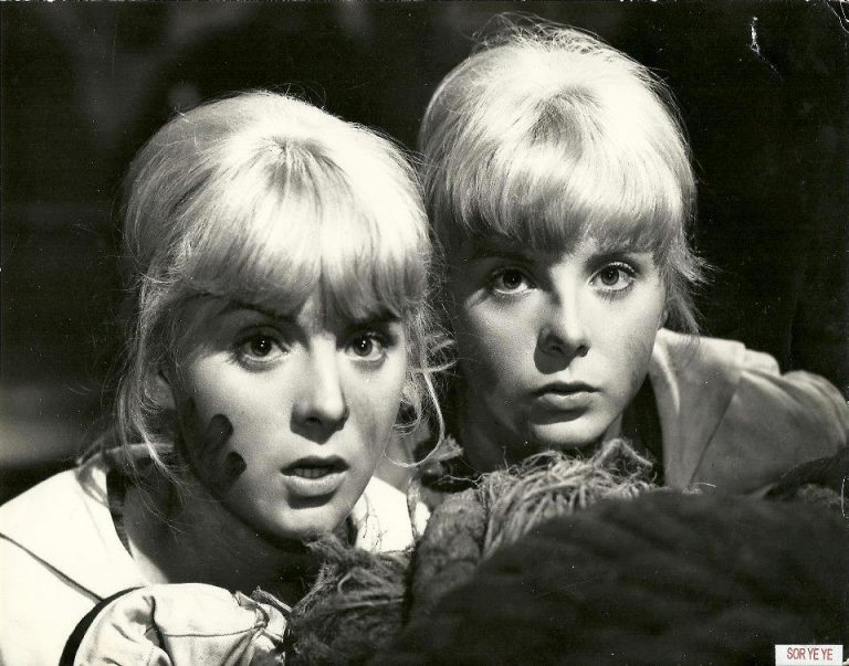 PILI Y MILI - Chicas en Banda